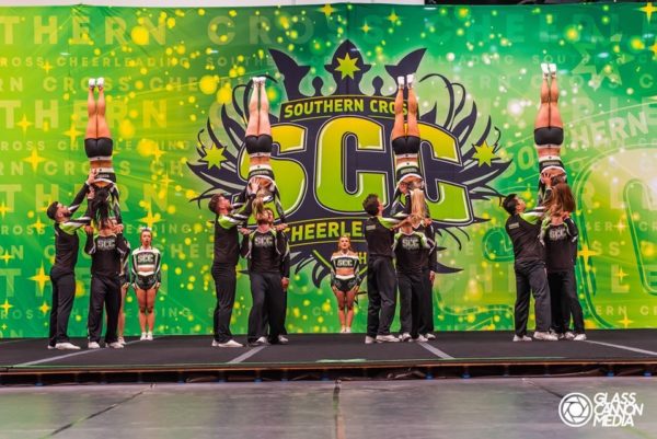 JCA出身チアリーダーがUSAに転向してわかった8つの違い – Cheer English